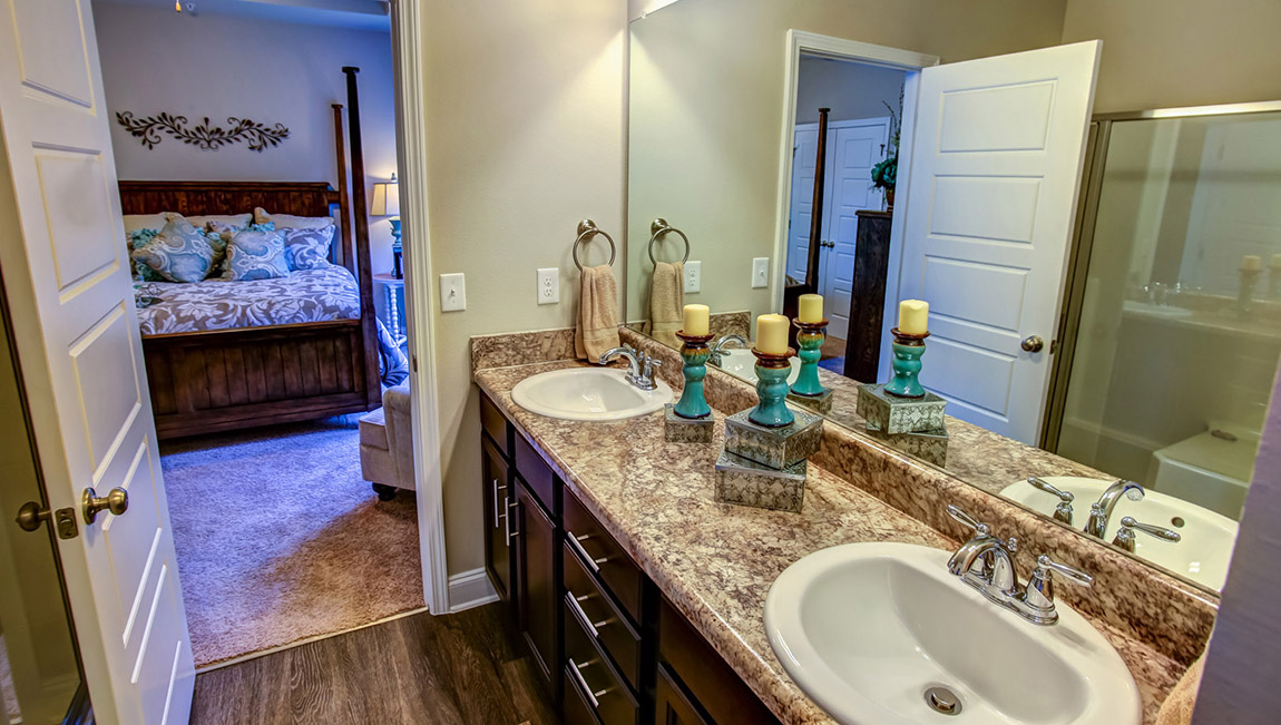 Quail Hollow Townhomes | Triplex Unit B | Floor Plans and Pricing